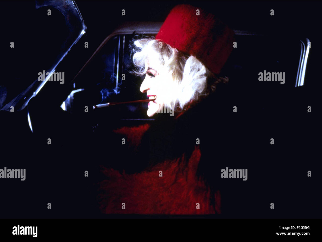 Glenn close cruella hi-res stock photography and images - Alamy