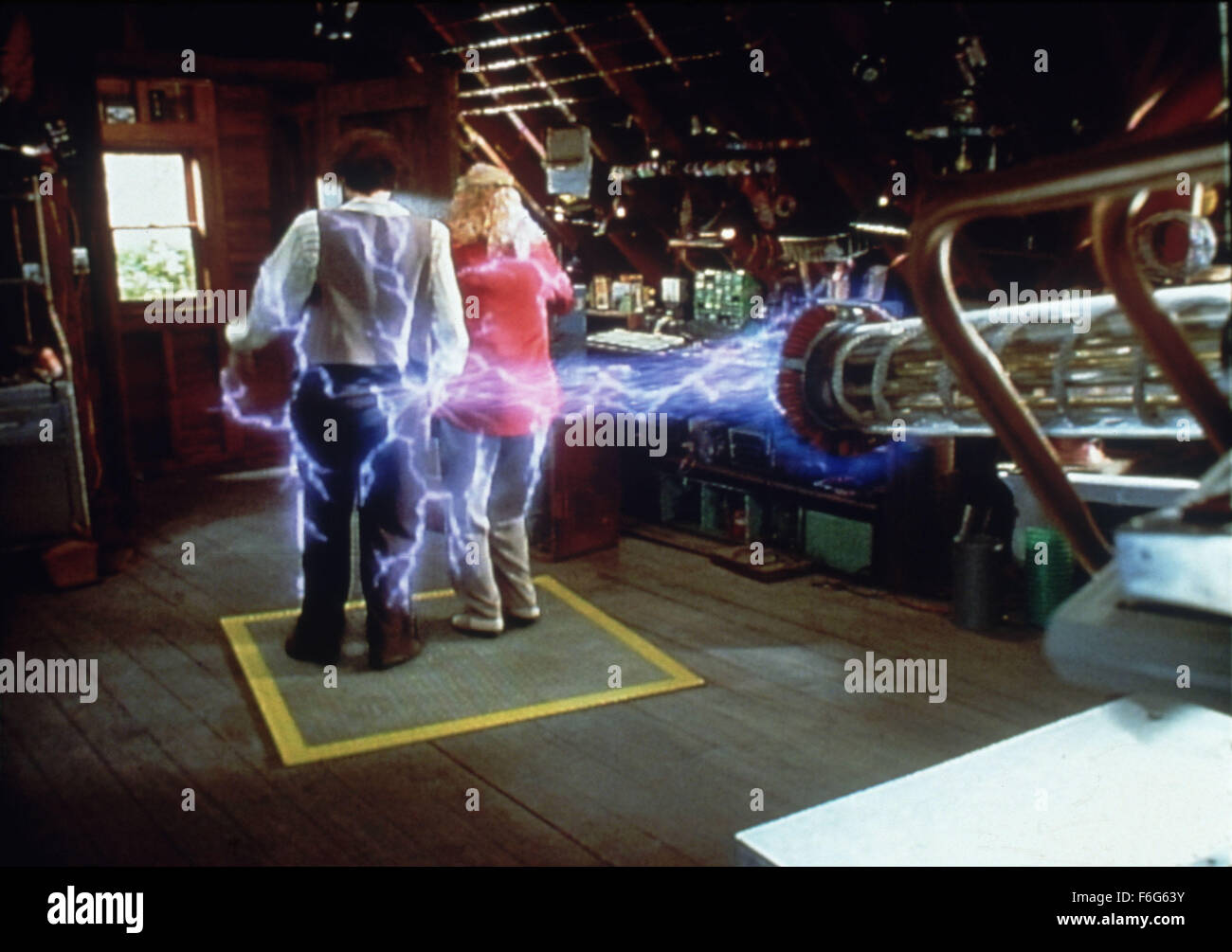 Mar 18, 1997; Hollywood, CA, USA; RICK MORANIS as Wayne Szalinski, EVE ...