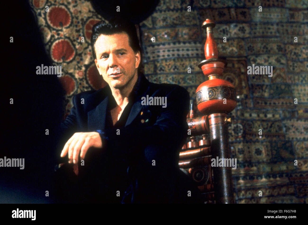 Mickey rourke 1997 hi-res stock photography and images - Alamy