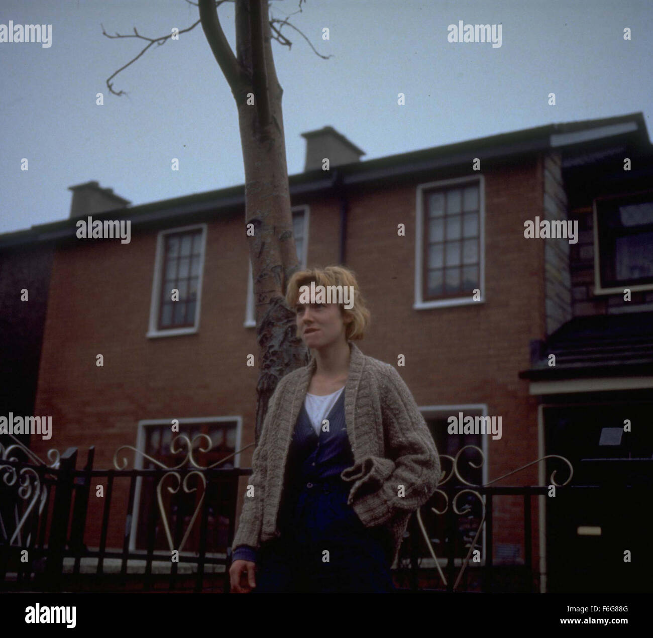 Sep 07, 1997; Dublin, Ireland; A scene from 'The Informant'. Directed ...