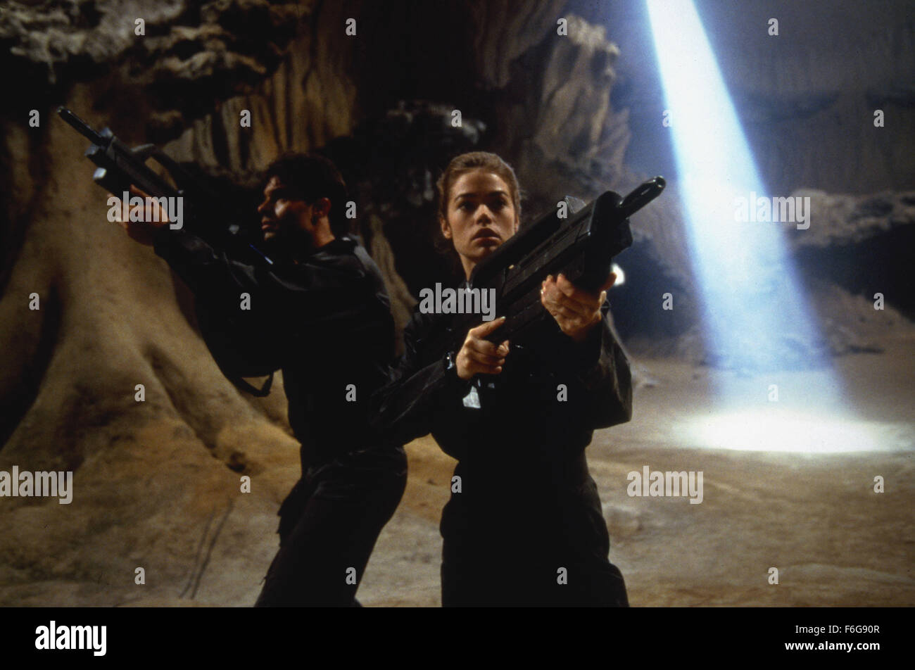 Starship troopers 1997 denise richards hi-res stock photography and ...