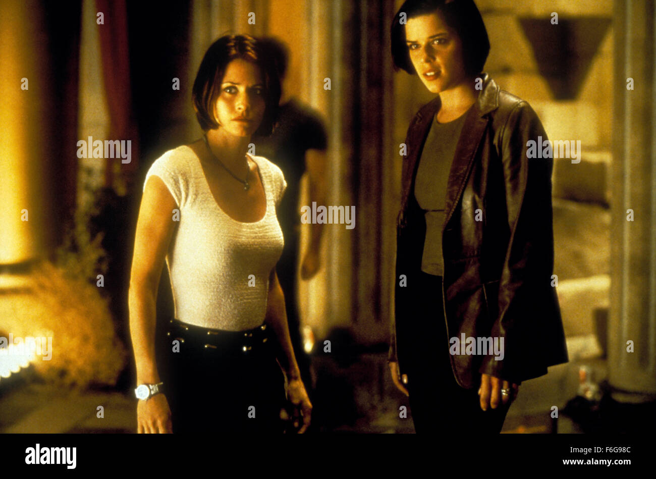 Scream 1997 movie hi-res stock photography and images - Alamy