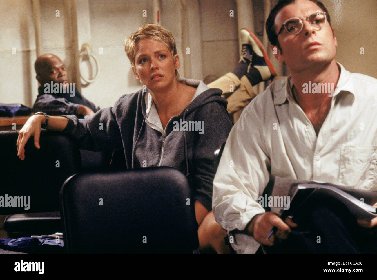 Sphere 1998 liev schreiber hi-res stock photography and images - Alamy Sphere 1998 liev schreiber hi-res stock photography and images - Alamy