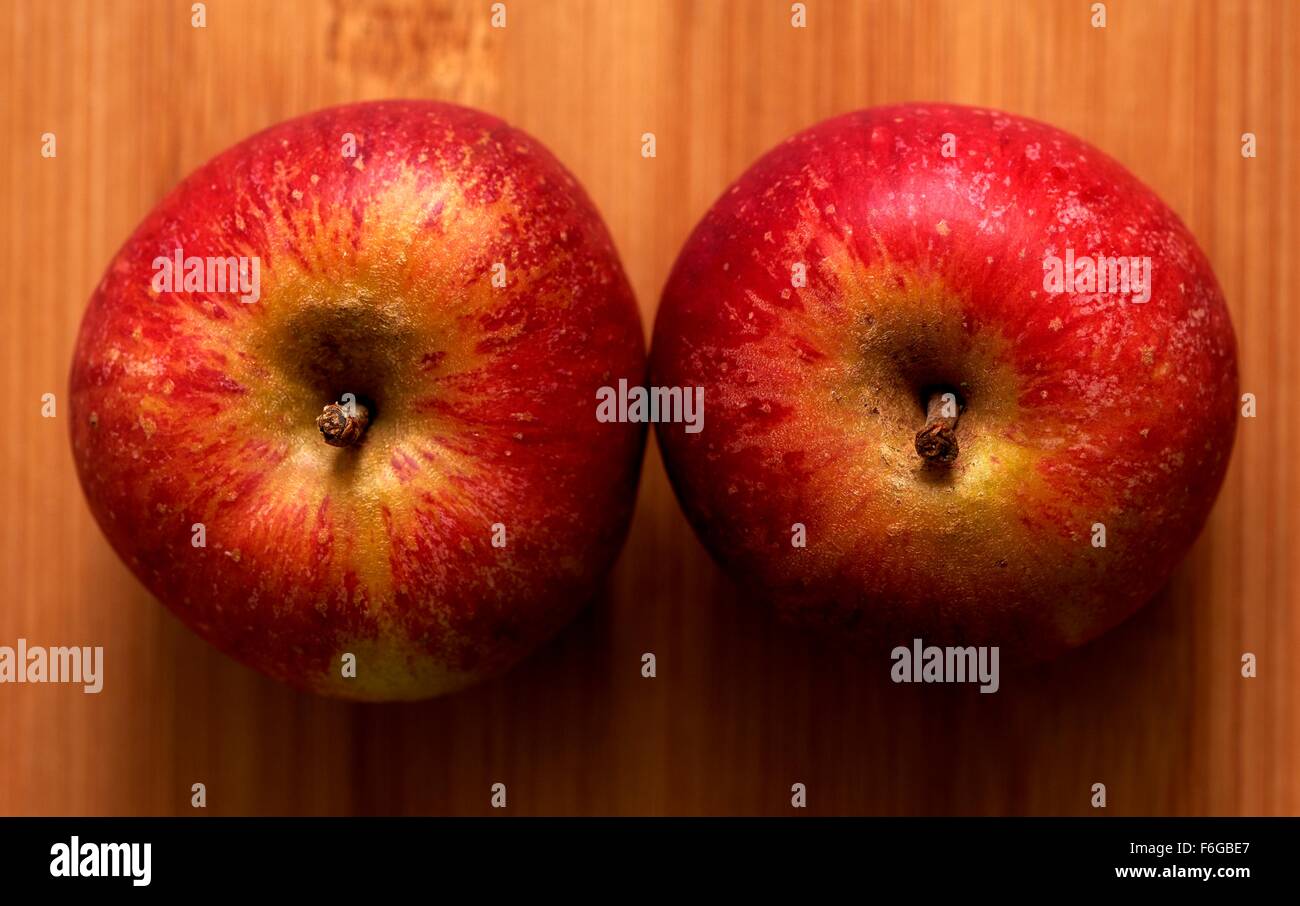 Pippin apple hi-res stock photography and images - Alamy