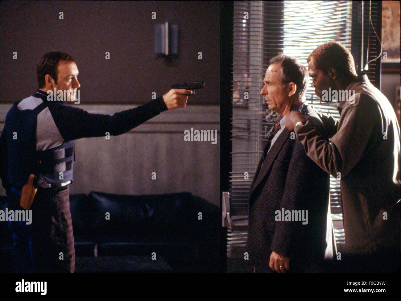 The negotiator 1998 hi-res stock photography and images - Alamy