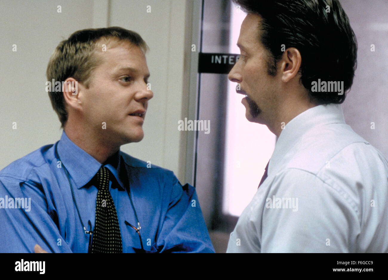 Sep 13, 1998; Bakersfield, CA, USA; Actors KIEFER SUTHERLAND as John ...