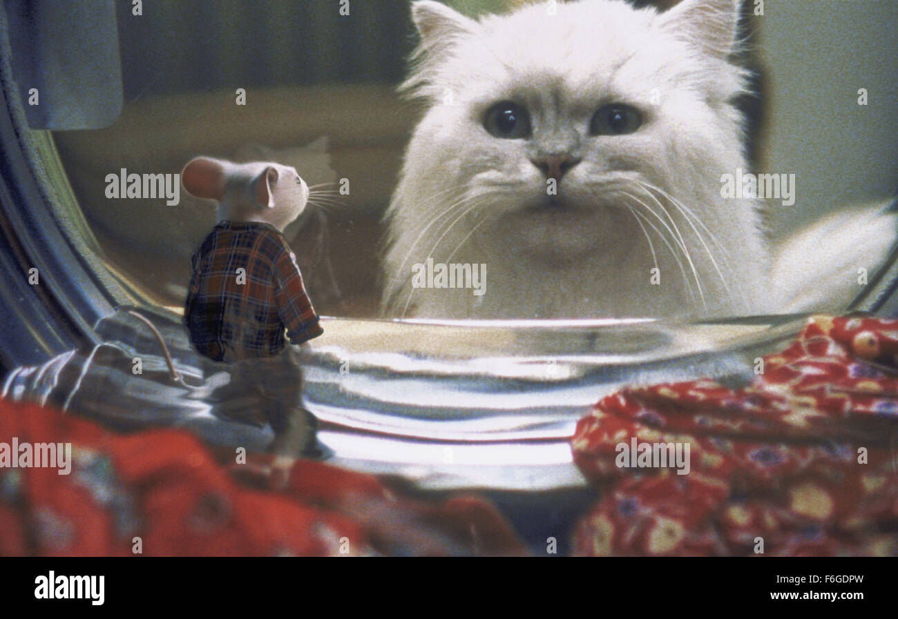 Stuart little 1999 hi-res stock photography and images - Alamy