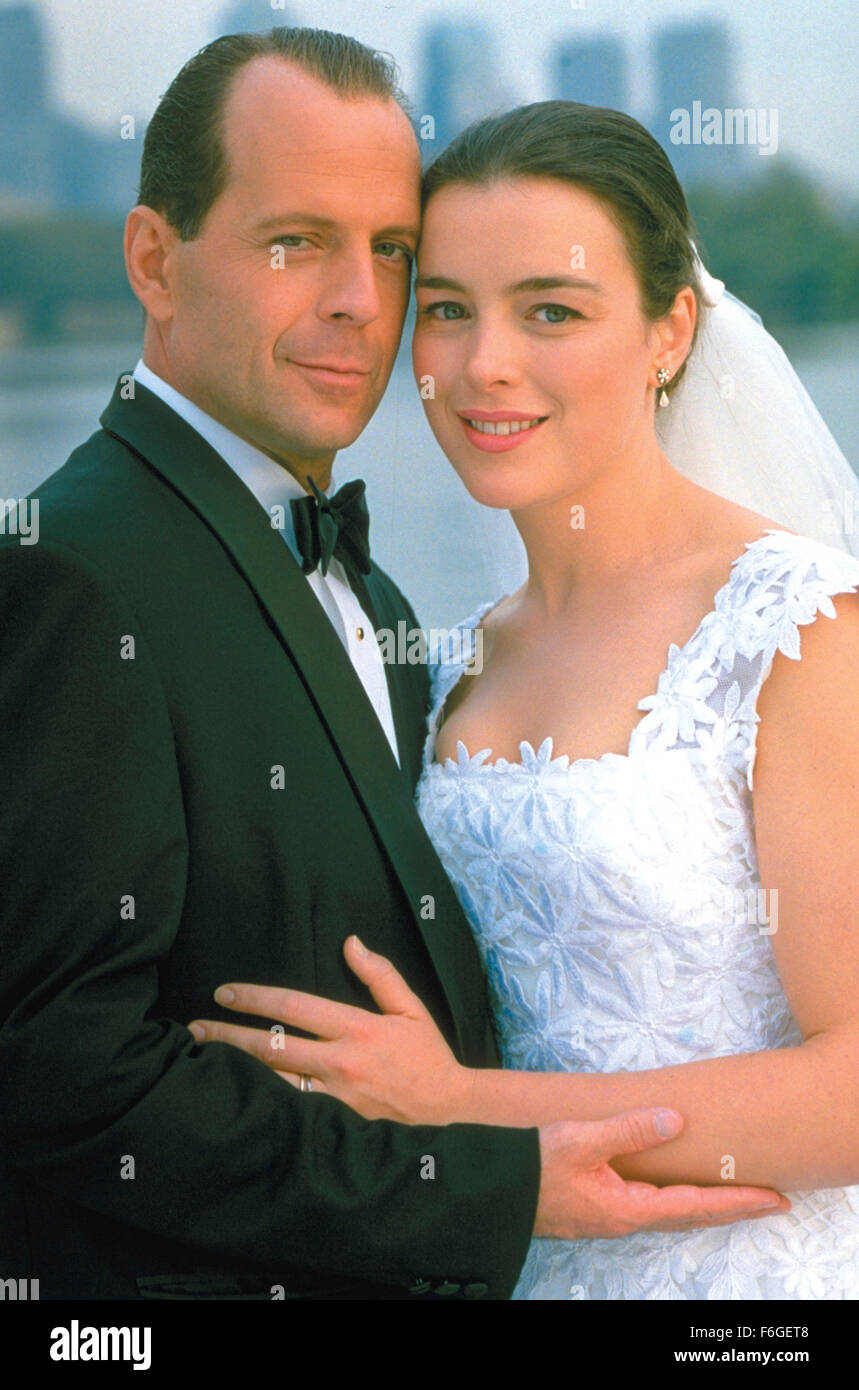 Olivia williams sixth sense 1999 hi-res stock photography and images ...