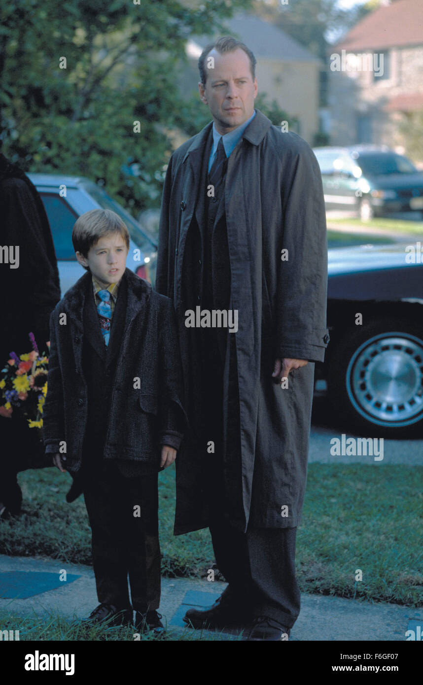 May 12, 1999; Hollywood, CA, USA; Actors HALEY JOEL OSMENT as Cole Sear ...