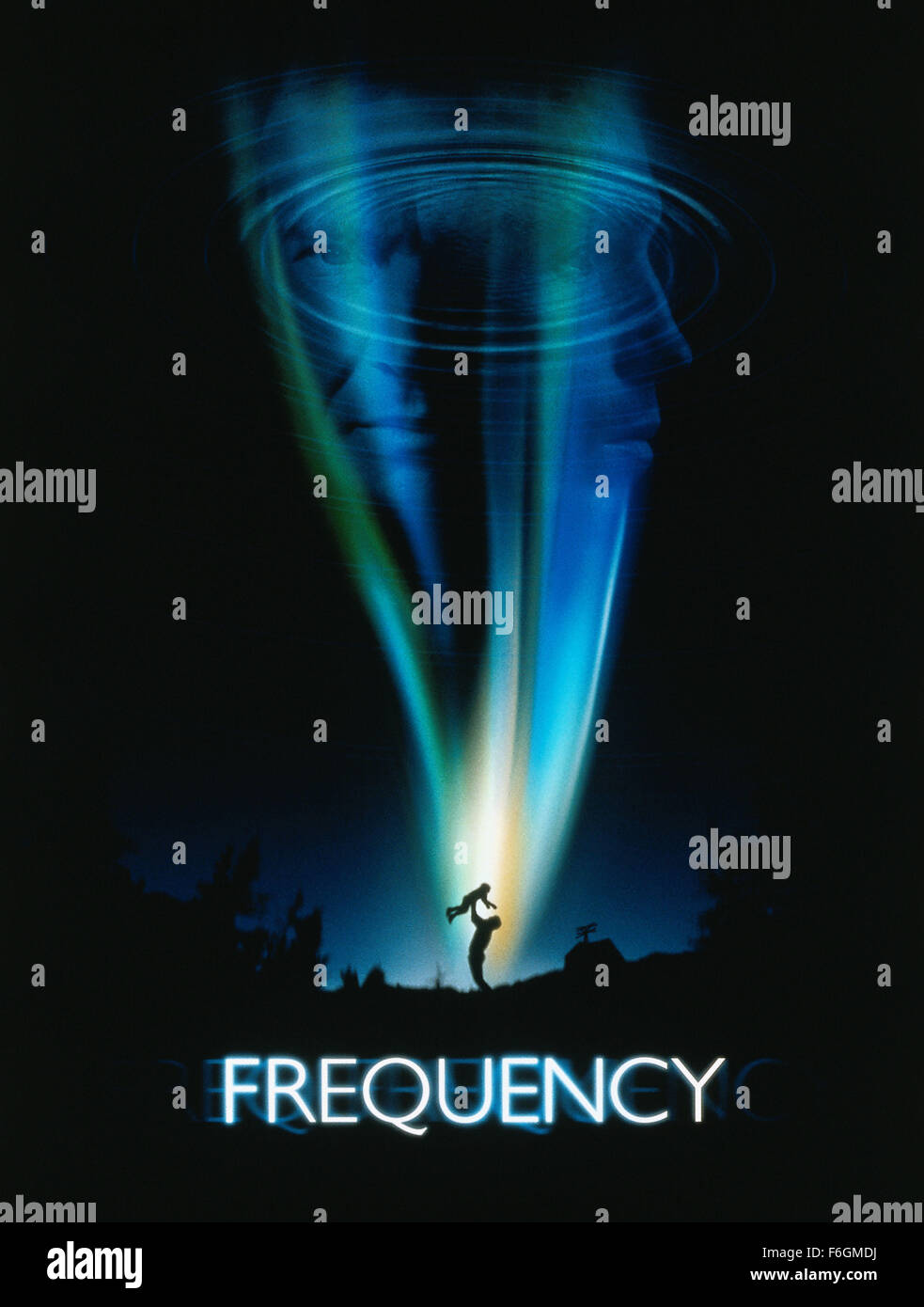 Frequency 2000 dennis quaid hi-res stock photography and images - Alamy