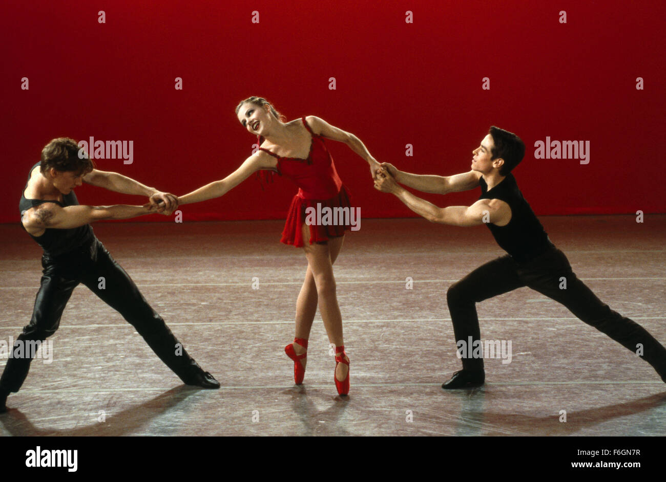 Center stage film 2000 hi-res stock photography and images - Alamy