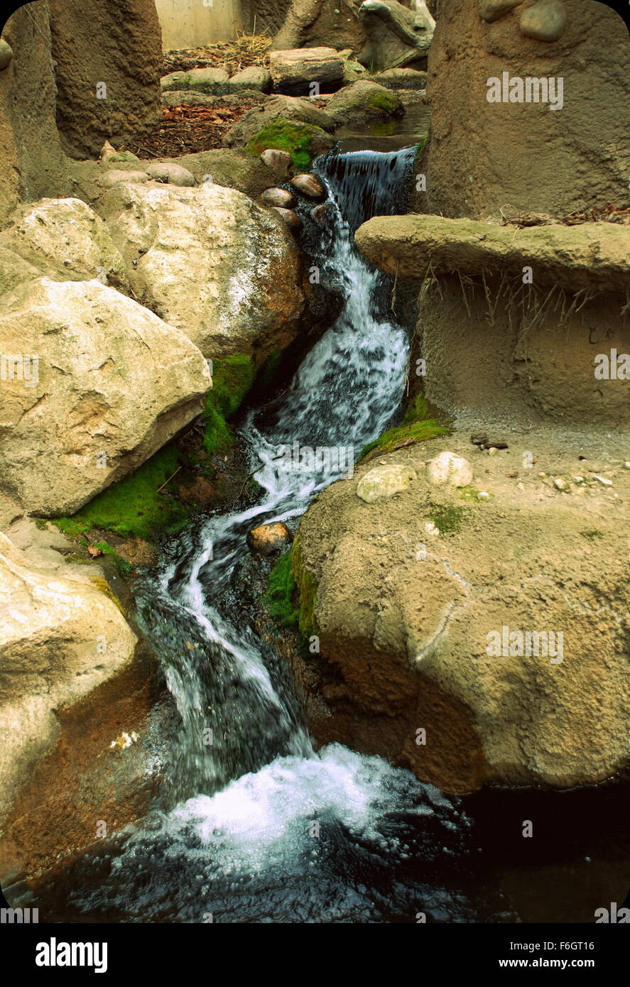 Brown waterfall hi-res stock photography and images - Alamy