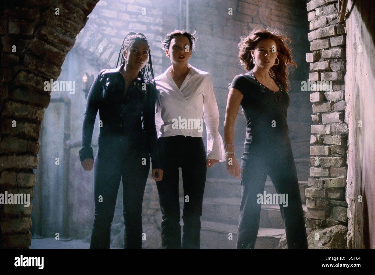 Jun 04, 2001; Los Angeles, CA, USA; Actresses REGINA HALLL stars as ...