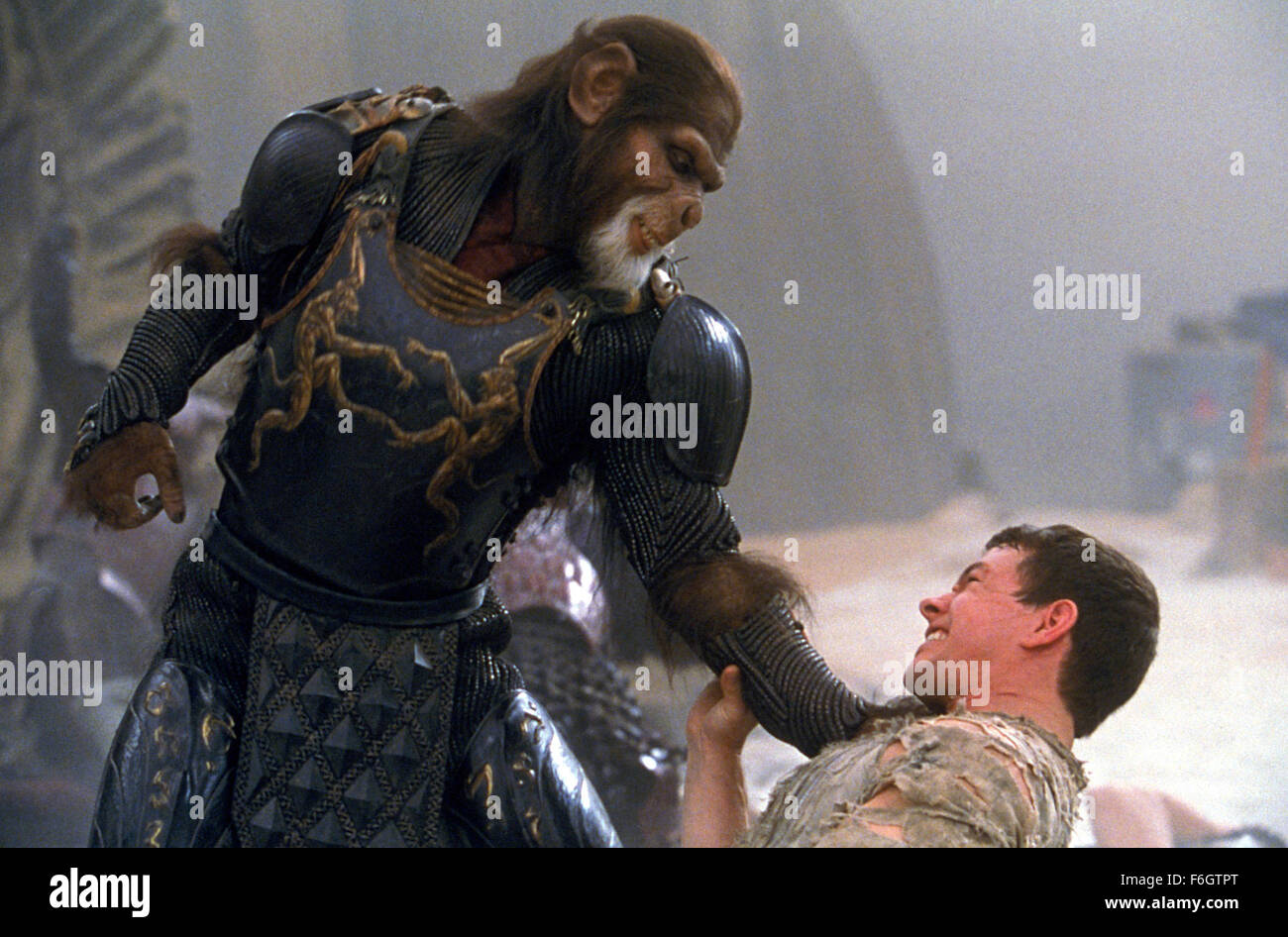 Tim burton planet apes 2001 directed hi-res stock photography and ...