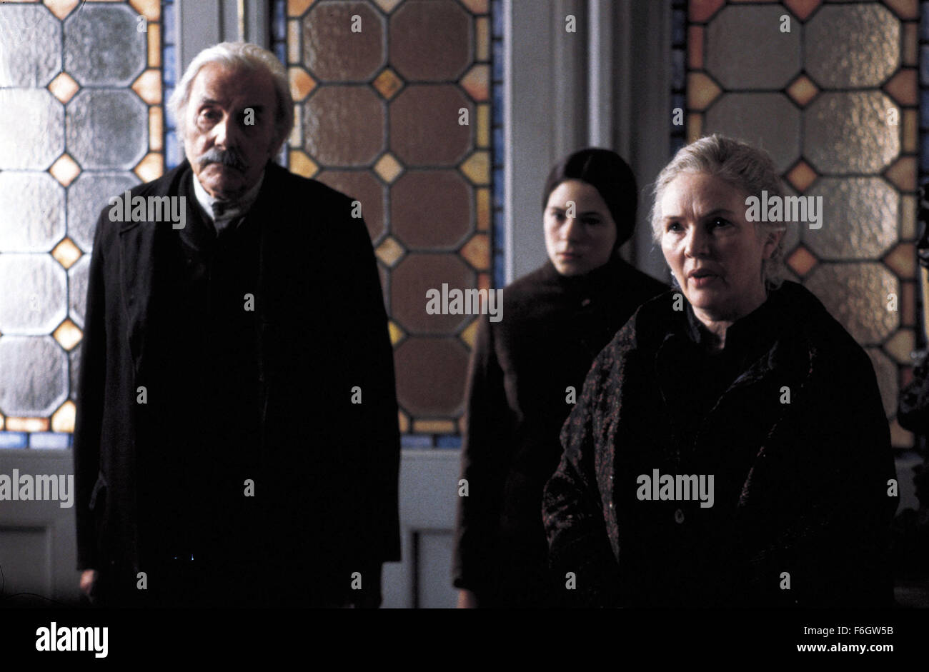 Elaine cassidy hi-res stock photography and images - Alamy