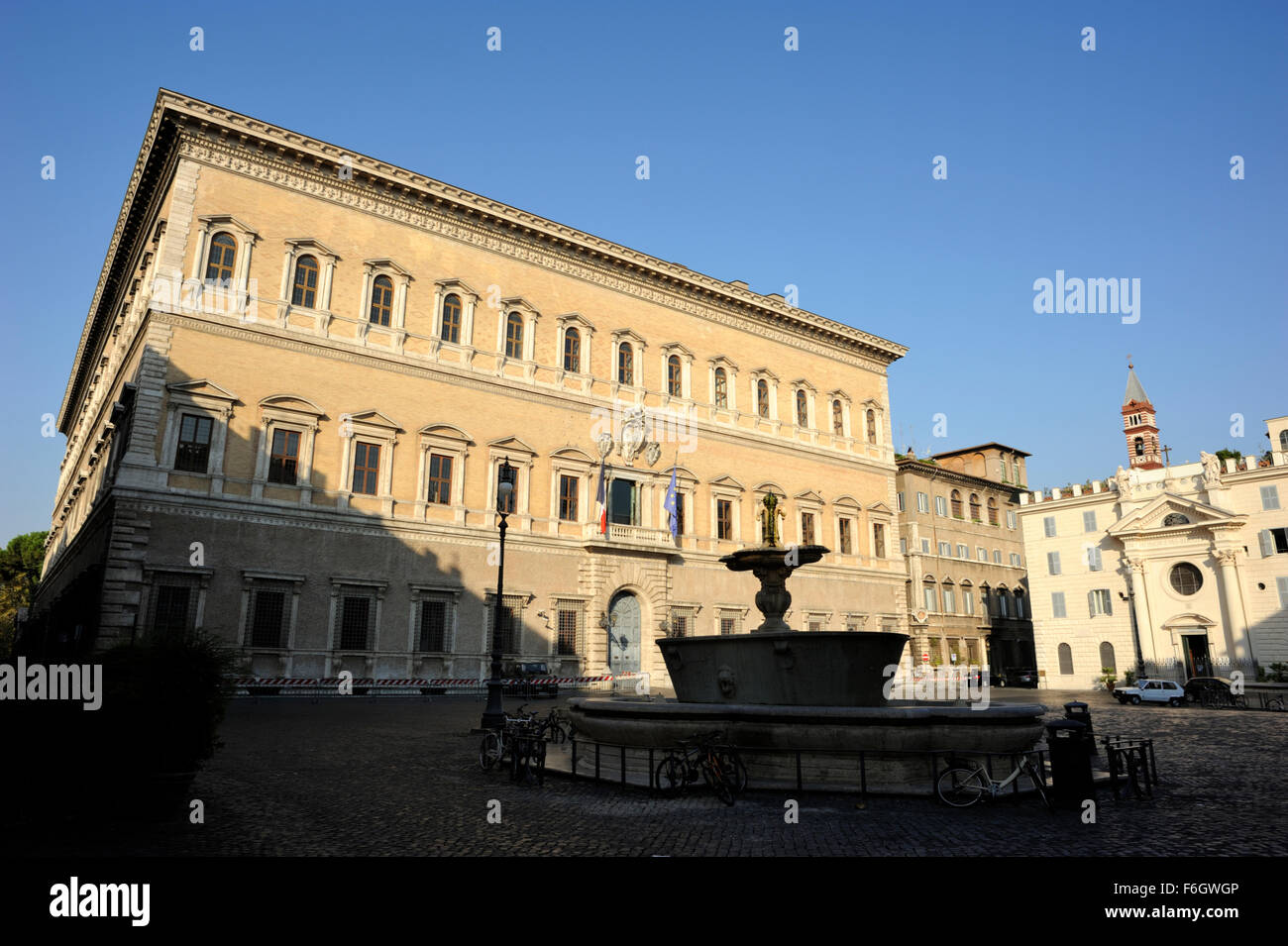 Palazzo Farnese, Piazza Farnese, Rome, Italy Stock Photo - Alamy