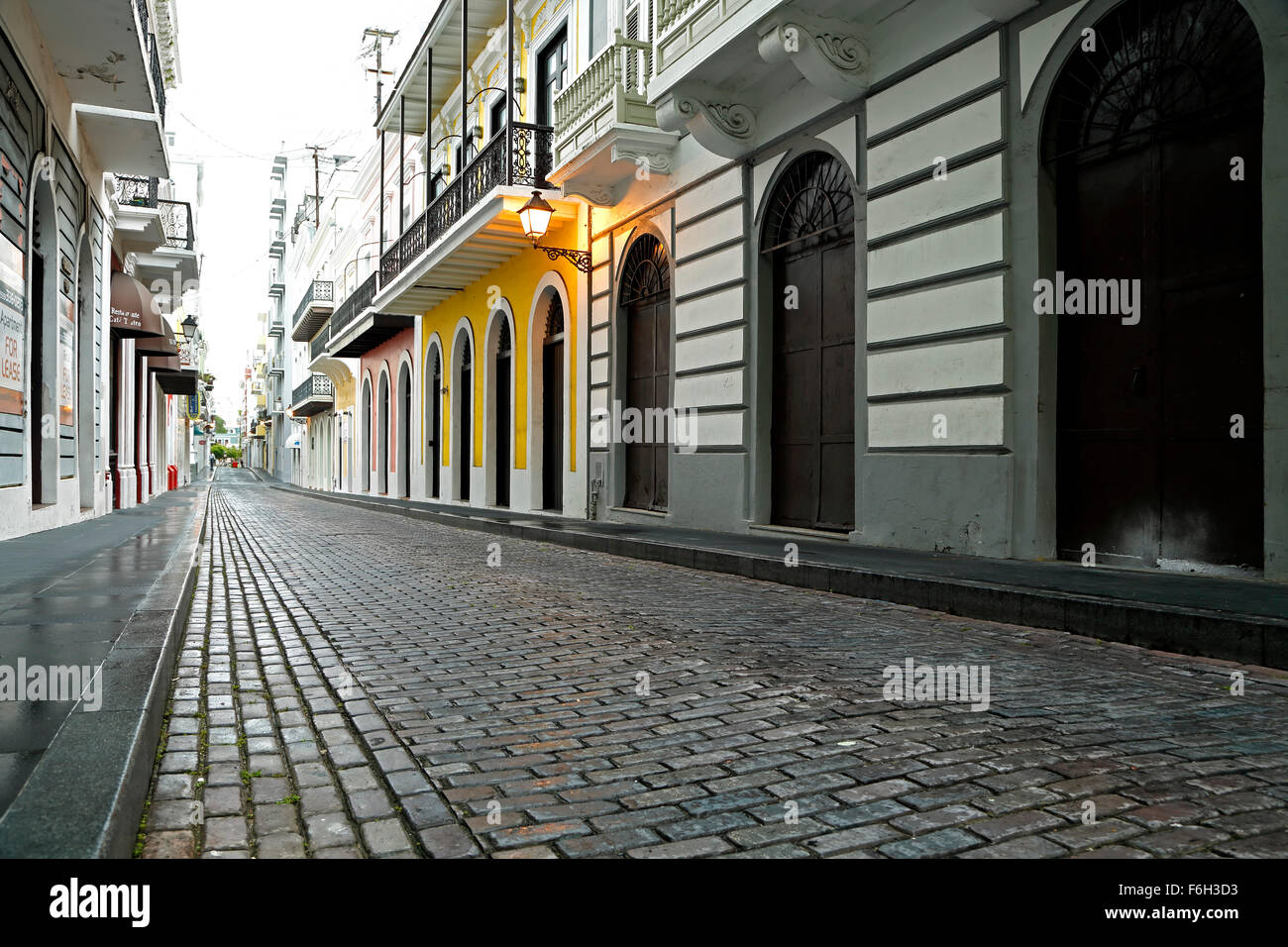 Spanish Colonial facades and cobblestones, Old San Juan, Puerto Rico ...