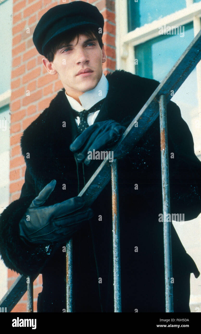 Jan 11, 2002; Dublin, IRLEAND; Actor JONATHAN RHYS-MEYERS stars as ...