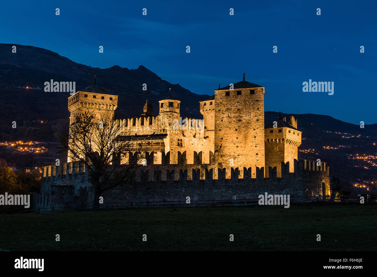 Chateau de fenis hi-res stock photography and images - Alamy