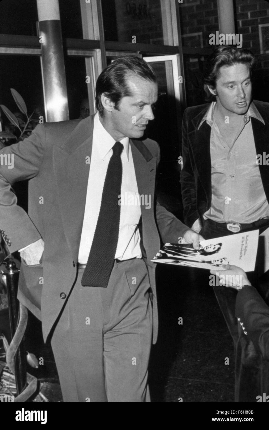 1976, Film Title: ALL THE PRESIDENT'S MEN, Pictured: MICHAEL DOUGLAS ...