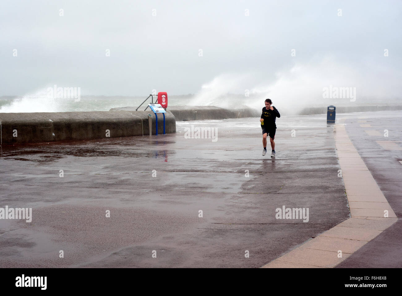 Runner male storm hi-res stock photography and images - Alamy