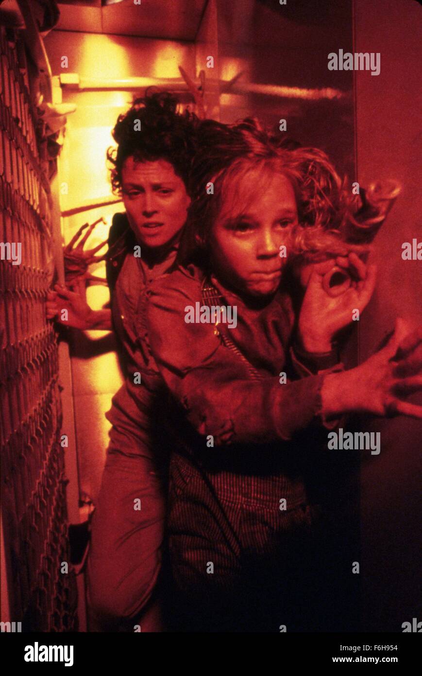 1986, Film Title: ALIENS, Director: JAMES CAMERON, Pictured: JAMES ...