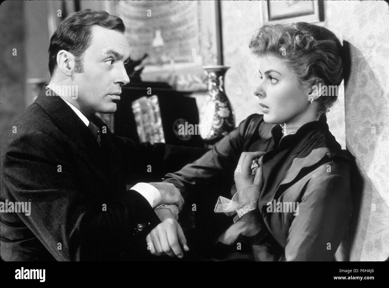 1944, Film Title: GASLIGHT, Director: GEORGE CUKOR, Studio: MGM ...