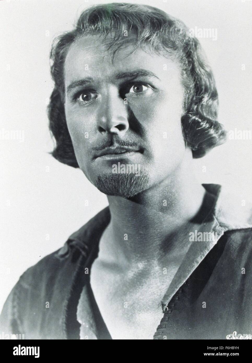 Robin hood errol flynn hi-res stock photography and images - Alamy