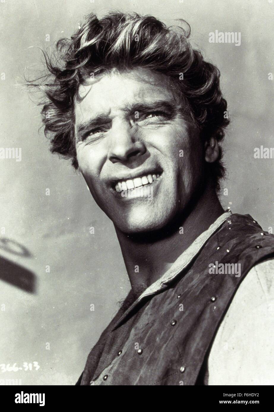 Burt lancaster flame arrow 1950 hi-res stock photography and images - Alamy