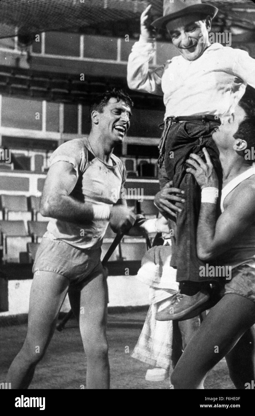 1956, Film Title: TRAPEZE, Director: CAROL REED, Pictured: TONY CURTIS ...