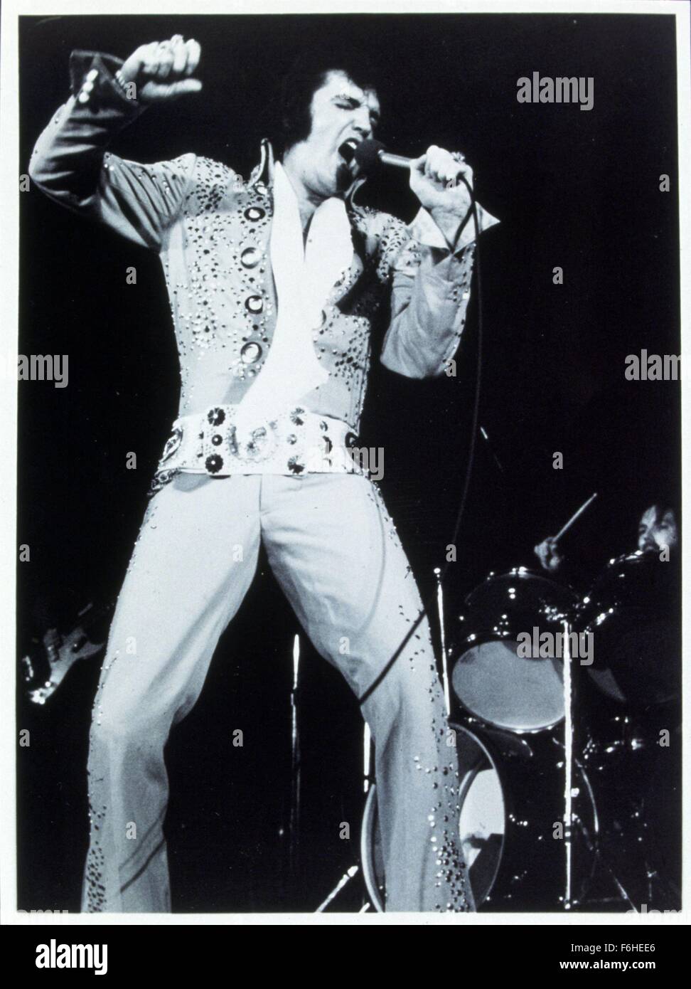 Elvis presley 1973 hi-res stock photography and images - Alamy