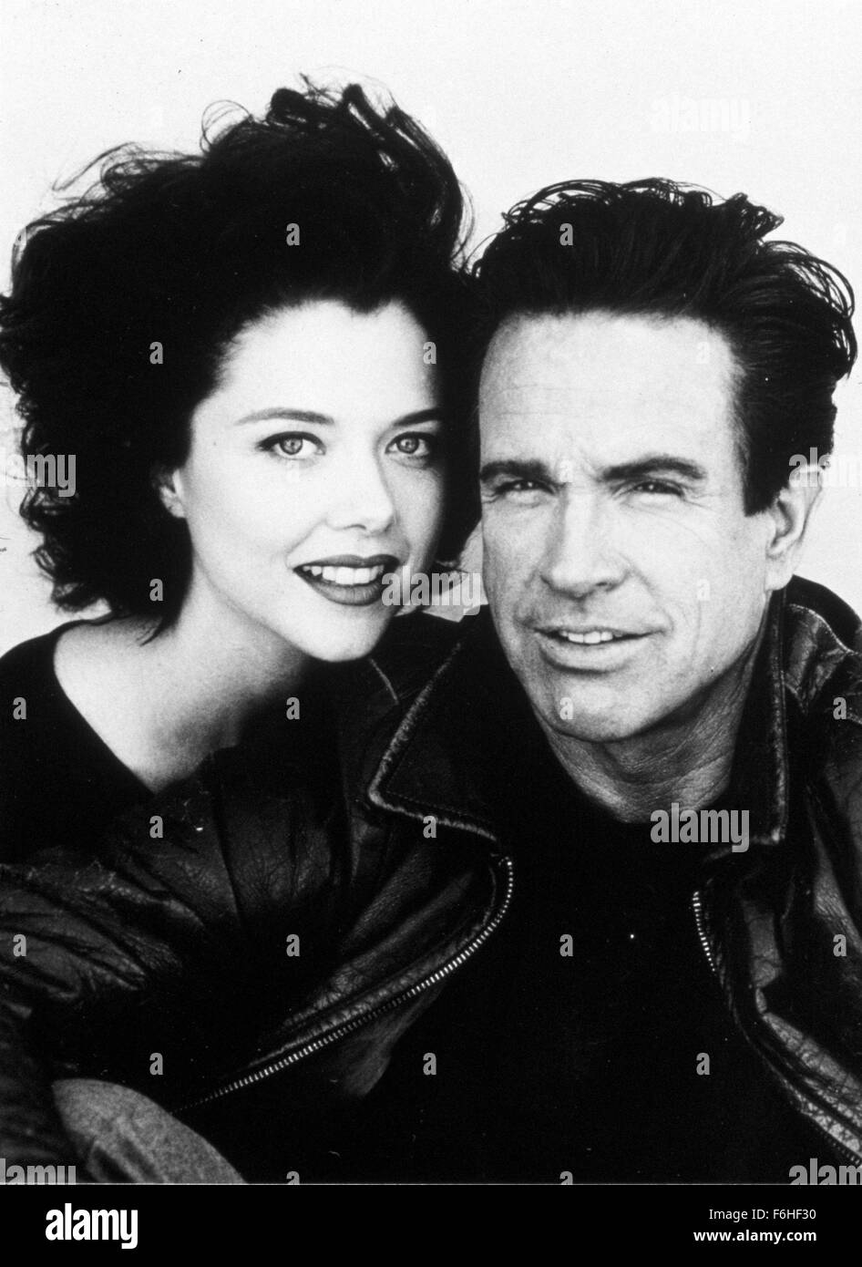 Warren beatty annette bening hi-res stock photography and images - Alamy