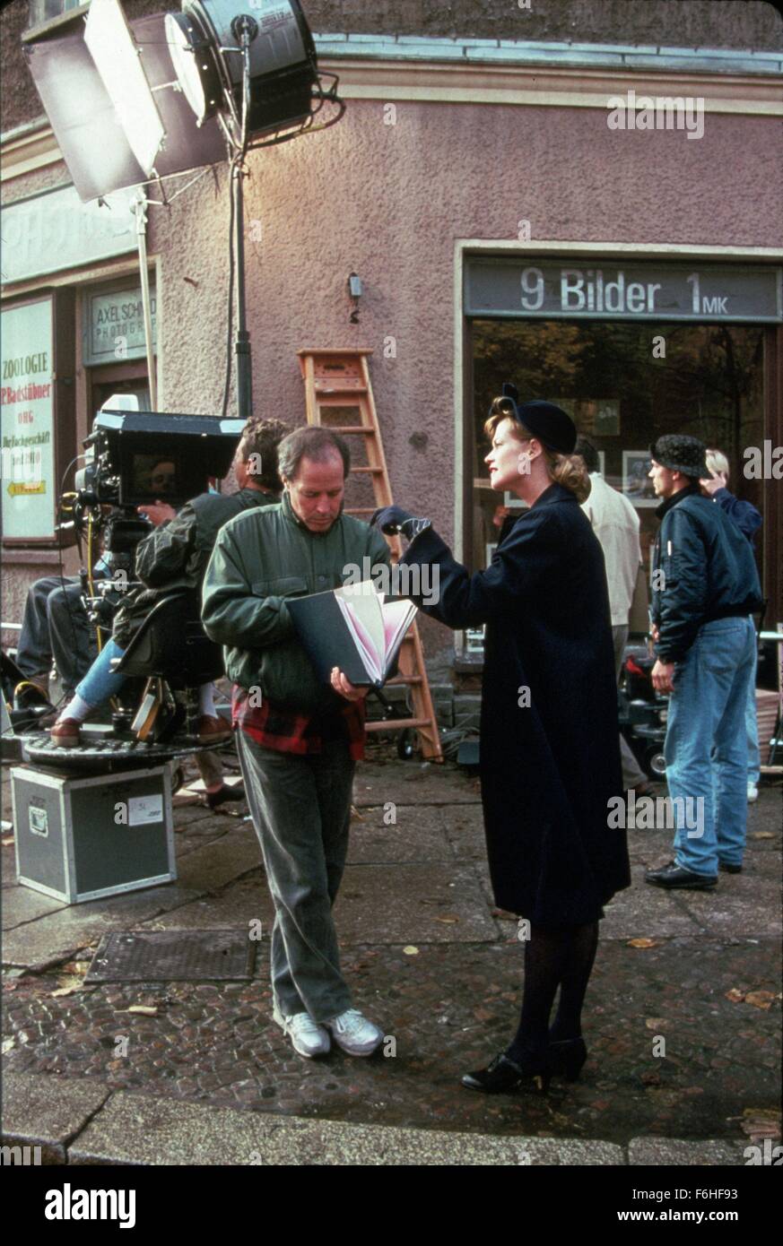 1992, Film Title: SHINING THROUGH, Director: DAVID SLETZER, Studio: FOX ...