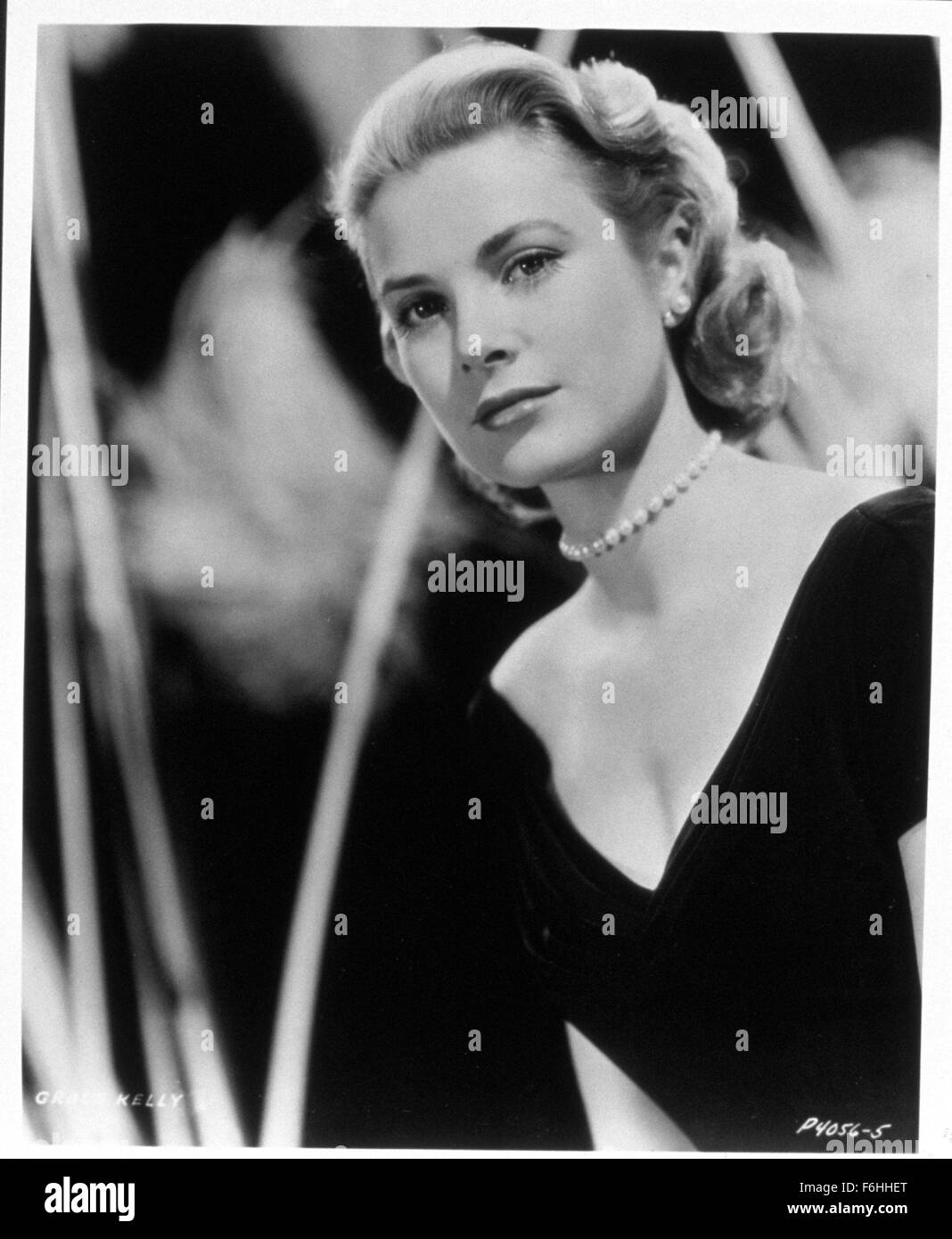 Alfred hitchcock rear window Black and White Stock Photos & Images - Alamy