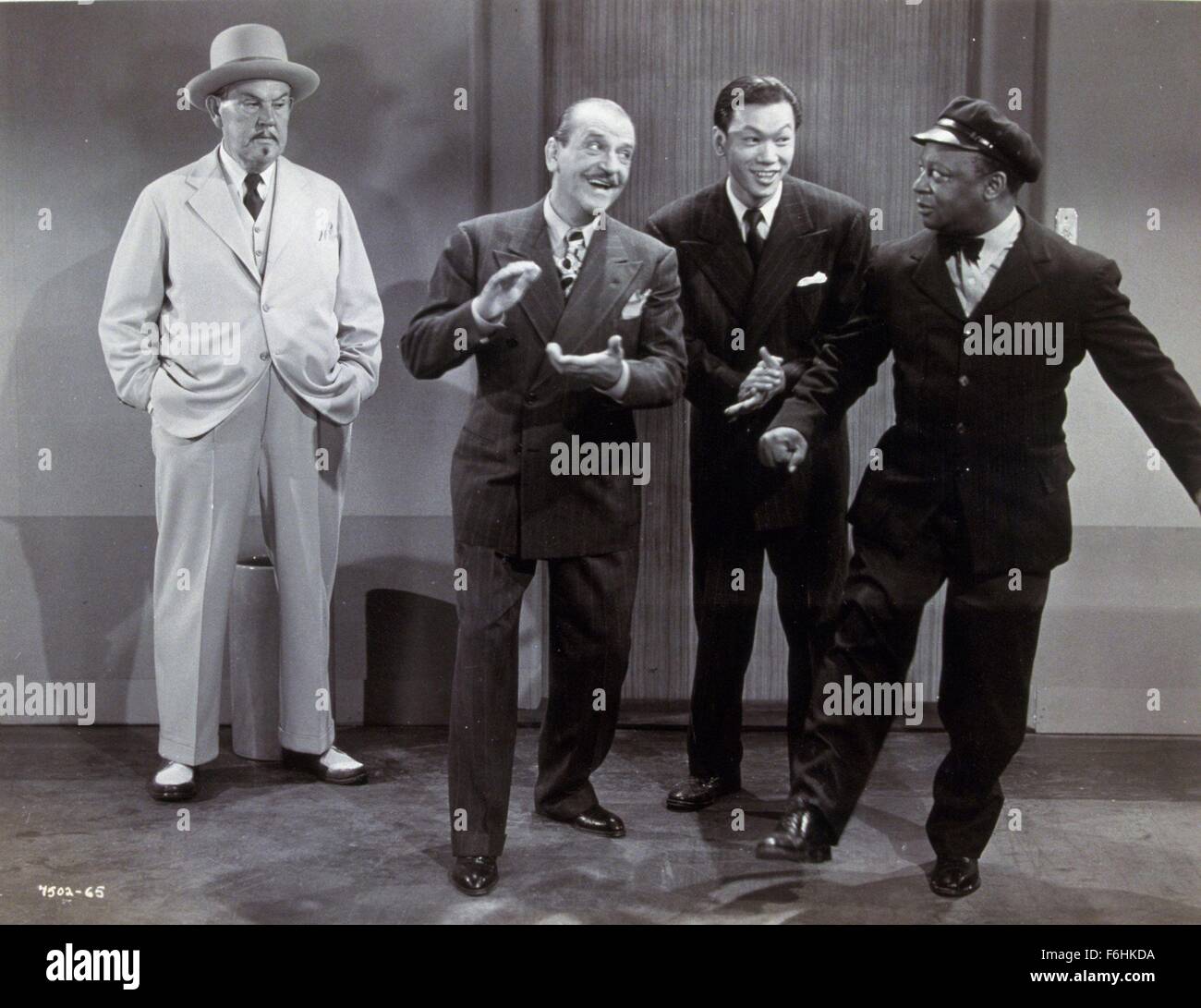 1945, Film Title: SCARLET CLUE, Director: PHIL ROSEN, Studio: MONOGRAM ...