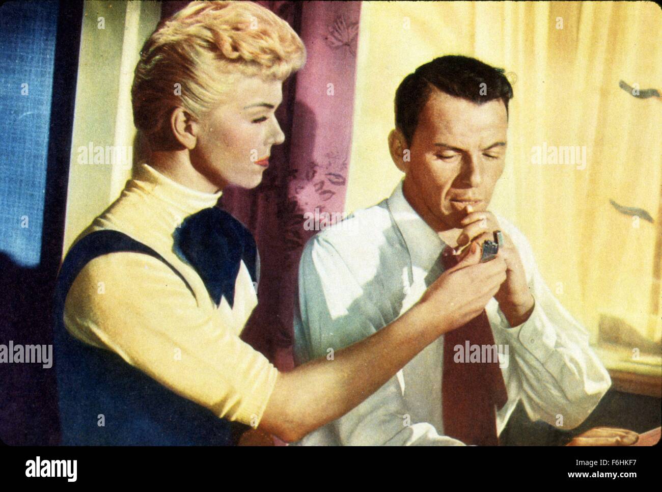 Young frank sinatra hi-res stock photography and images - Alamy