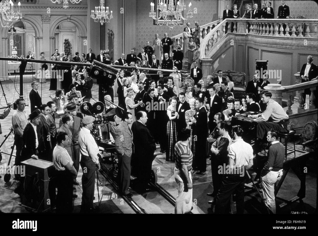 1942, Film Title: SABOTEUR, Director: ALFRED HITCHCOCK, Studio: UNIV ...