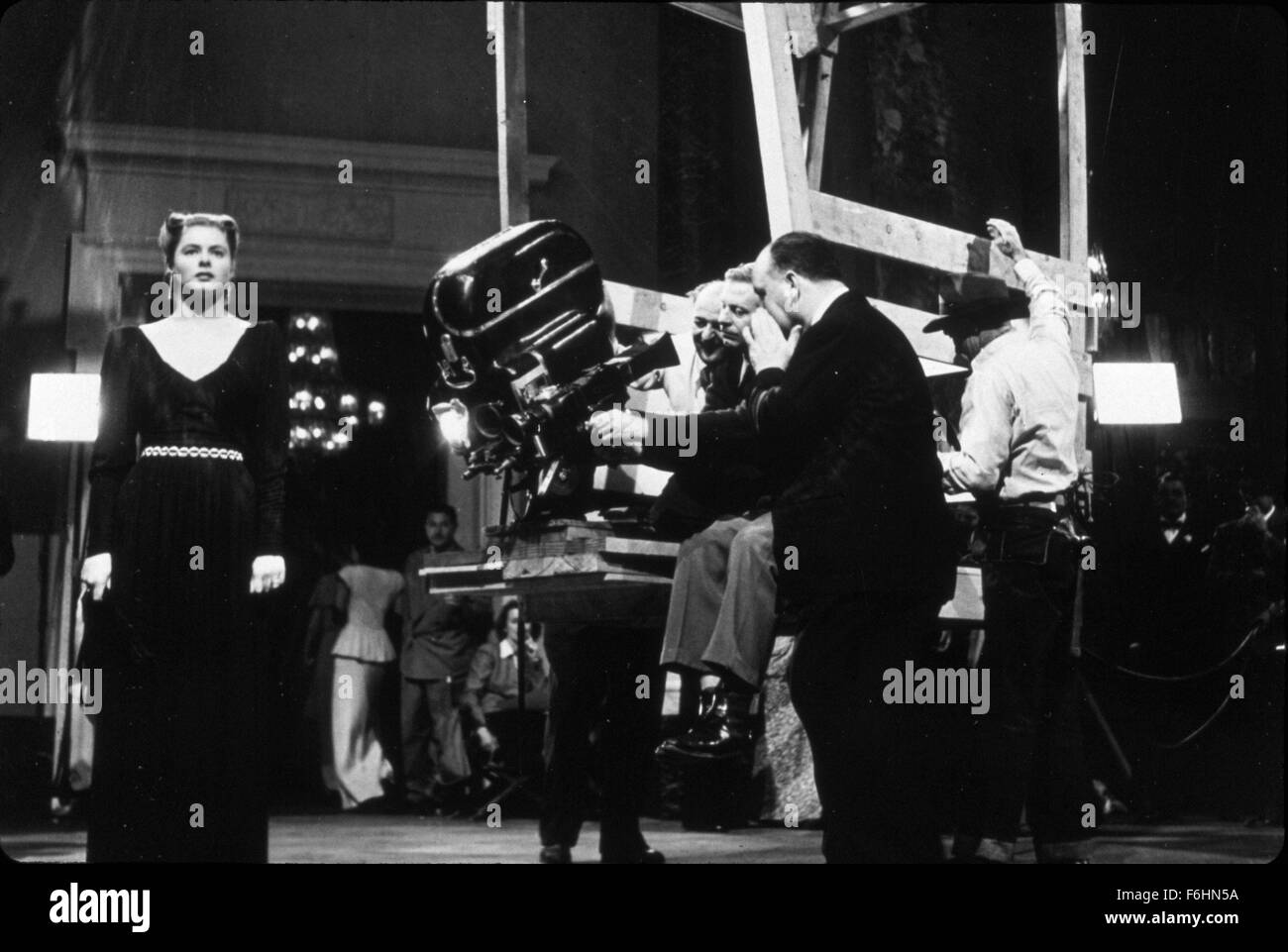 1946, Film Title: NOTORIOUS, Director: ALFRED HITCHCOCK, Studio: RKO, Pictured: BEHIND THE ...