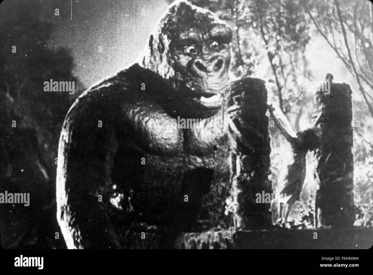 1933, Film Title: KING KONG, Director: MERIAN C COOPER, Studio: RKO ...