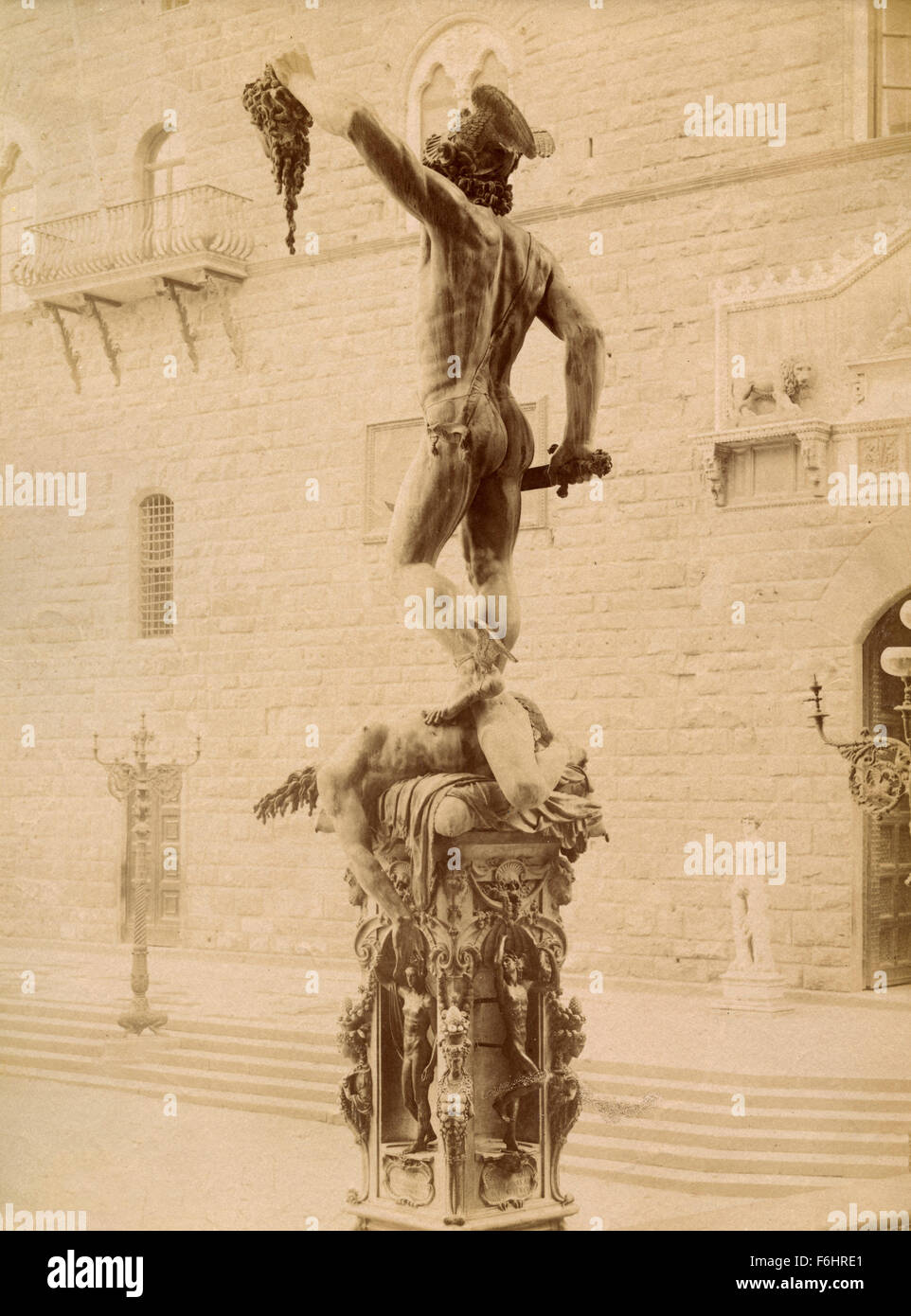 Perseus, statue by Benvenuto Cellini, Florence, Italy Stock Photo - Alamy