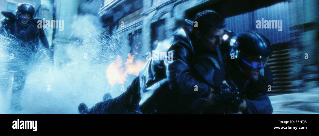 Jun 17, 2002; Hollywood, CA, USA; Anderton (TOM CRUISE) uses a Precrime ...