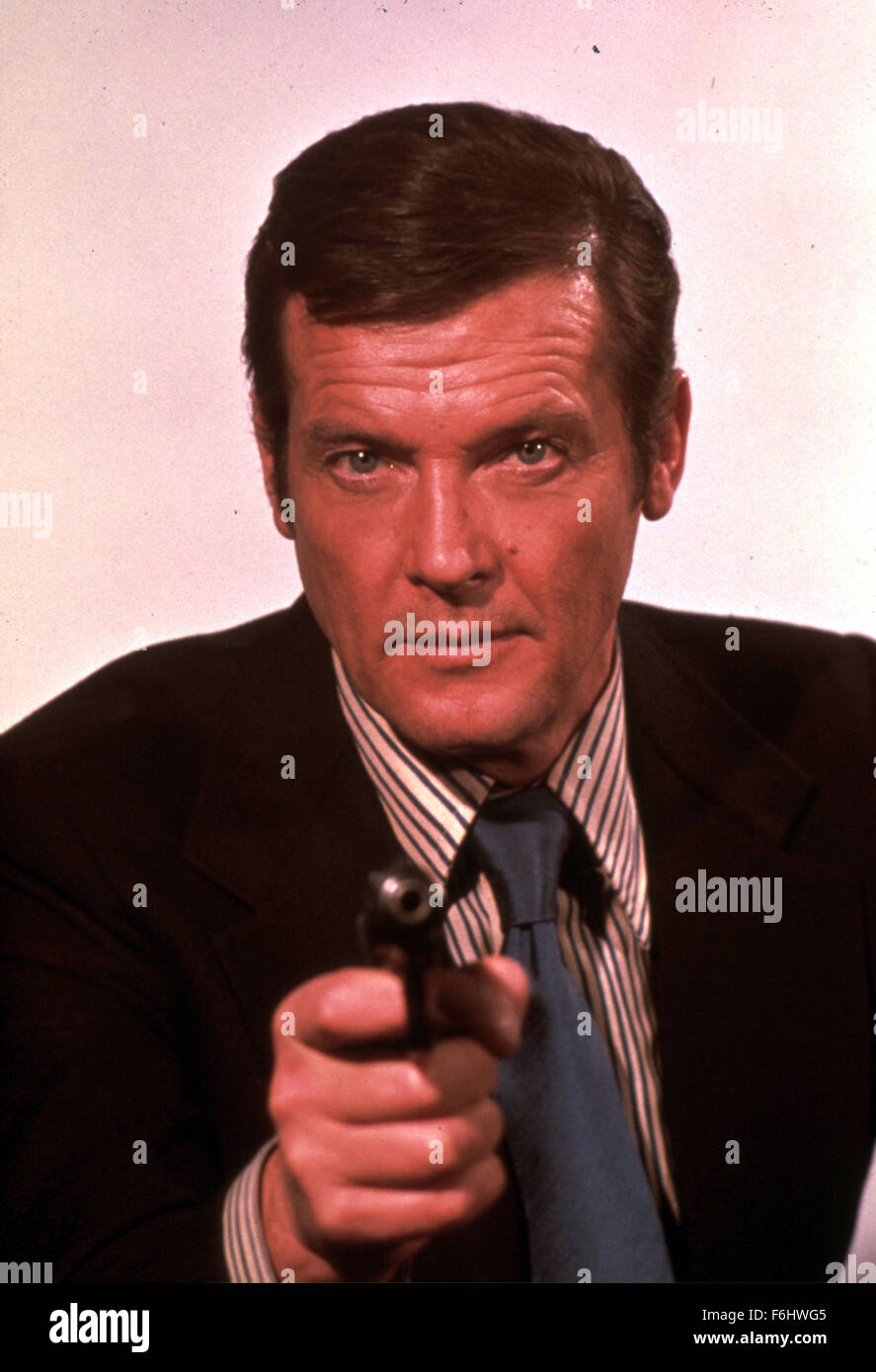 Jul 14, 2002; Hollywood, CA, USA; Actor ROGER MOORE stars as Secret ...