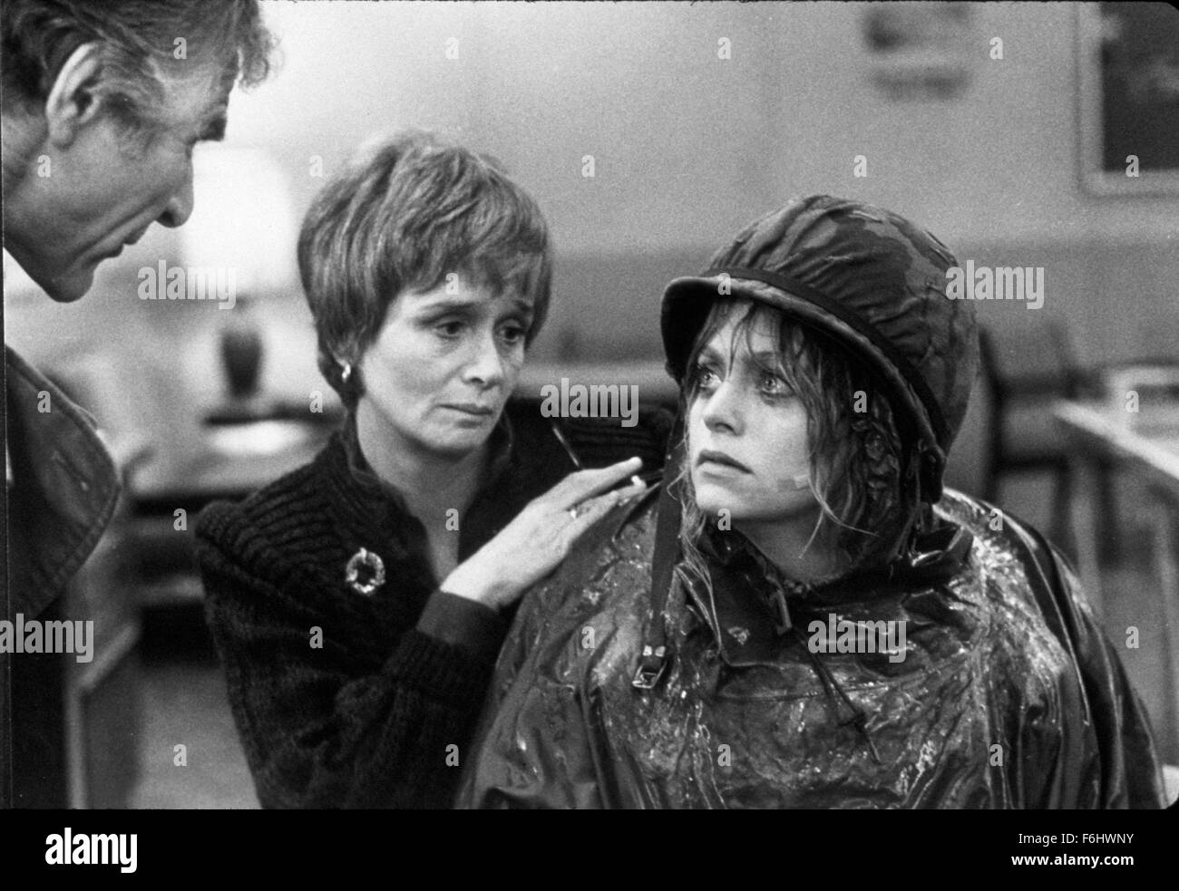 Private benjamin goldie hawn Black and White Stock Photos & Images - Alamy