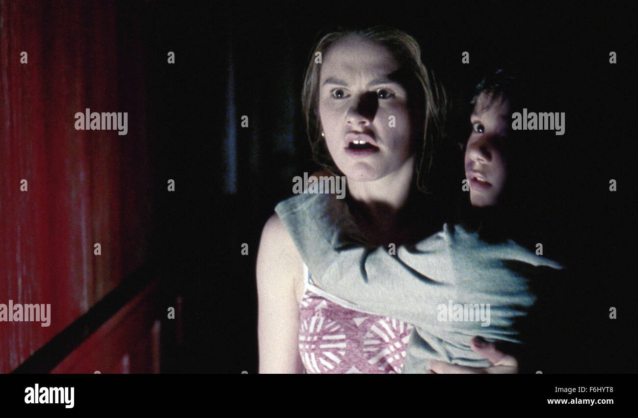 Anna paquin darkness 2002 hi-res stock photography and images - Alamy