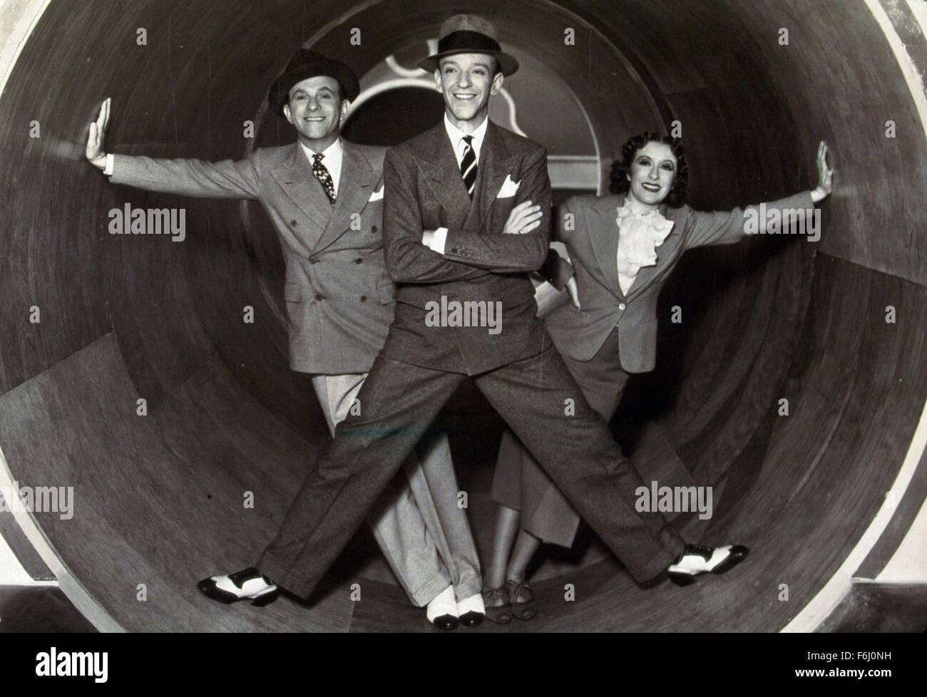 Damsel in distress hi-res stock photography and images - Alamy