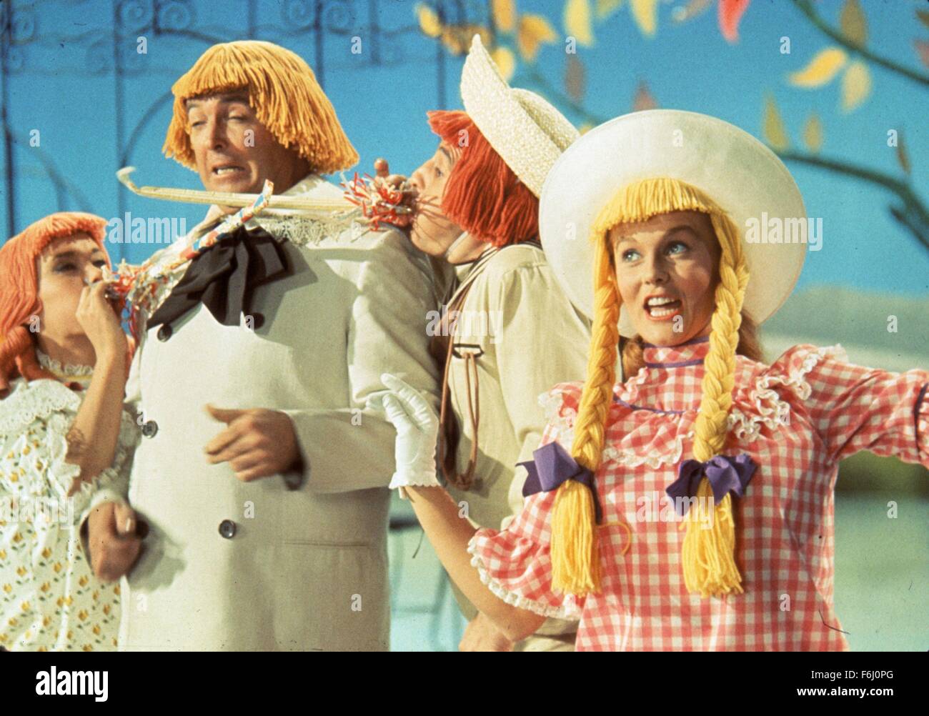 The golden palace tv hi-res stock photography and images - Alamy