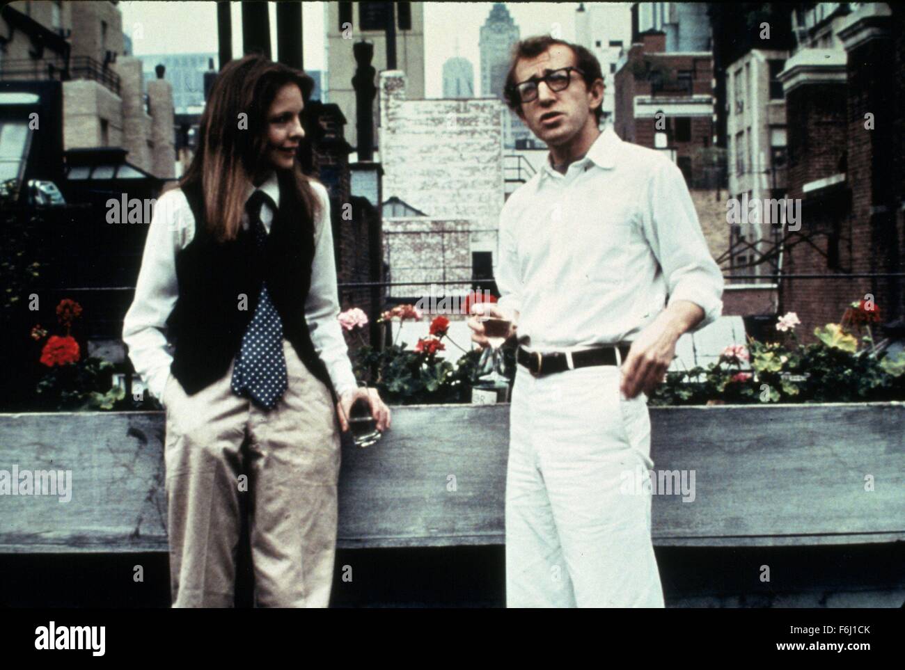 Annie hall film stills hi-res stock photography and images - Alamy