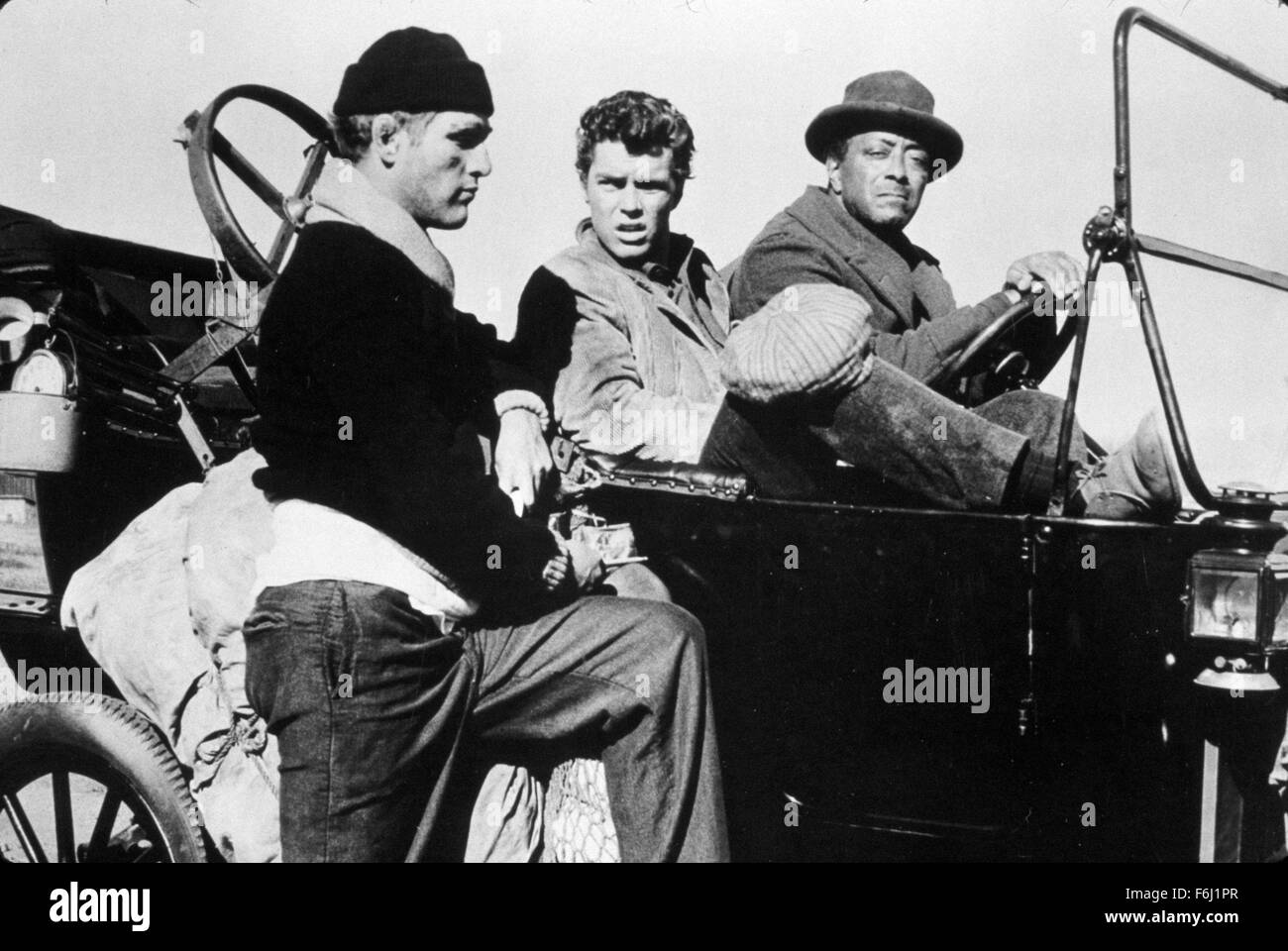 Hemingways adventures of a youn Black and White Stock Photos & Images ...