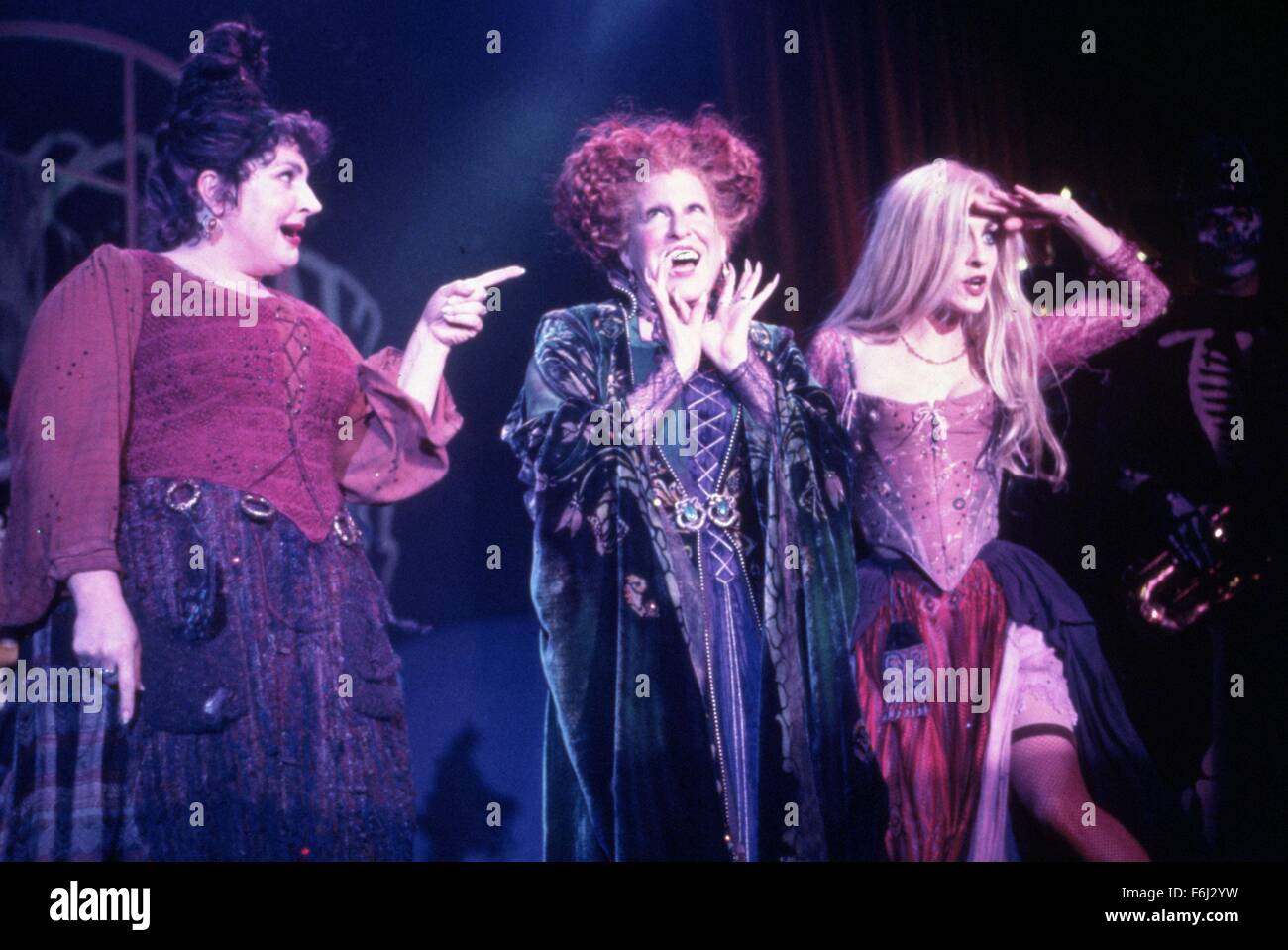 Hocus pocus movie hi-res stock photography and images - Alamy