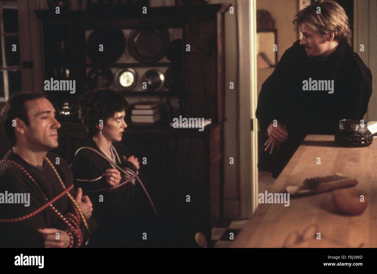 1994, Film Title: REF, Director: TED DEMME, Studio: TOUCHSTONE ...